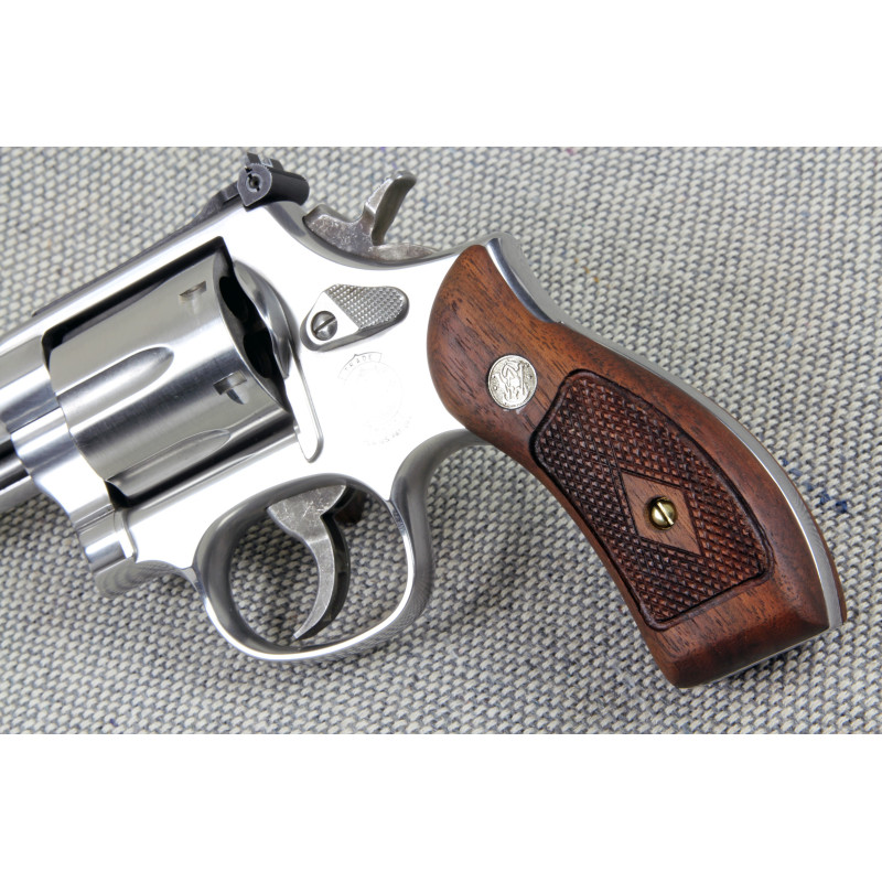 S&W K/L Frame Round Butt Walnut Panel Grips Medallions None Surface ...