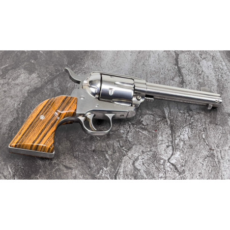 Ruger "Old" Vaquero Kirinite® Mesquite Gunfighter Grips Screw Brass