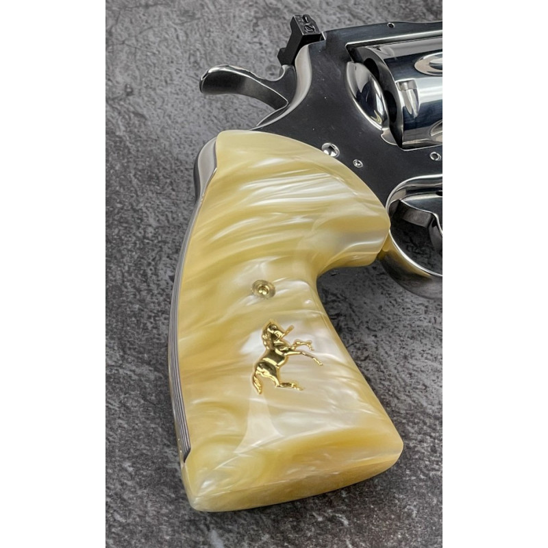 Python Kirinite® Antique Pearl Classic Grips Surface Smooth Screw Brass ...